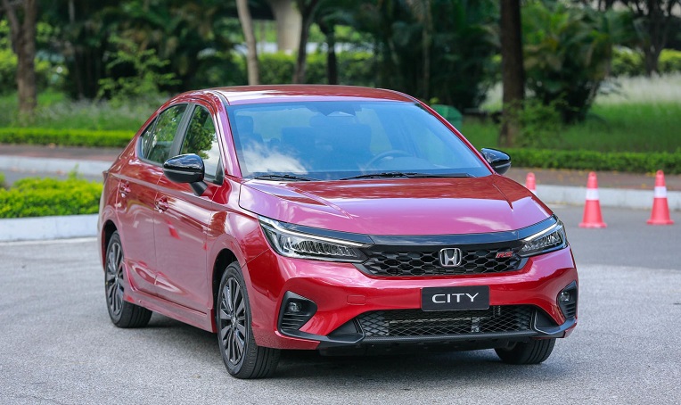 Phân khúc Sedan hạng B tăng trở lại, Toyota Vios bị đối thủ bỏ xa